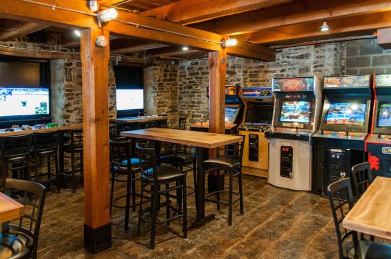Your Definitive Guide to Ottawa’s Best Arcades [2026 ]